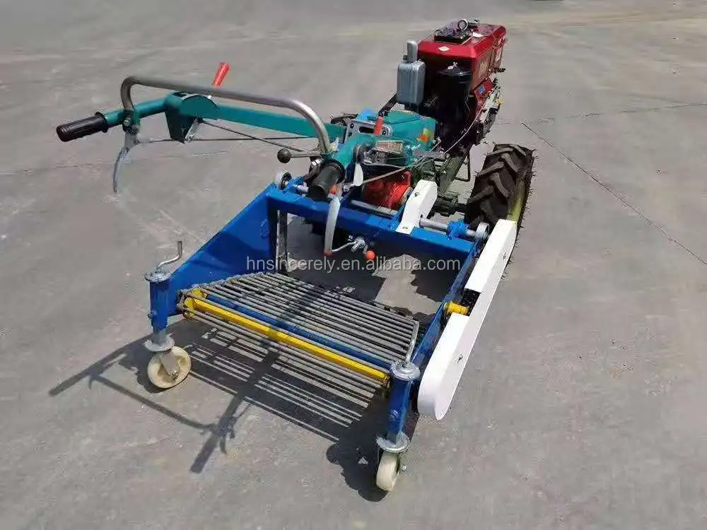 Mini Hand Used Tractor Carrot Potato Harvester for Sale