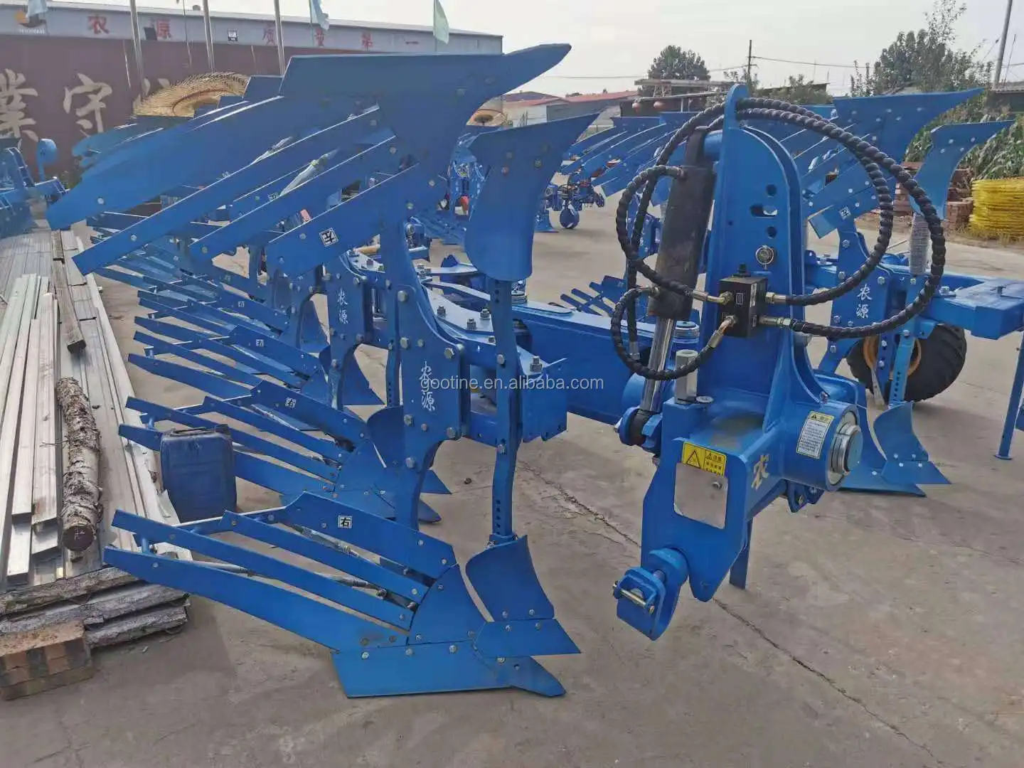 Hydraulic Reversible Turning Plough - High Productivity