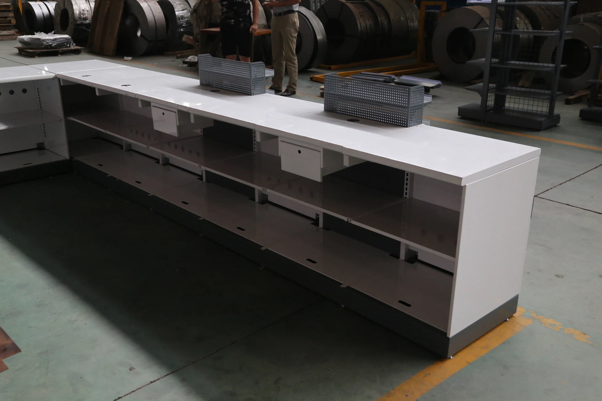 Durable and Sustainable Retail Supermarket Cashier Counter