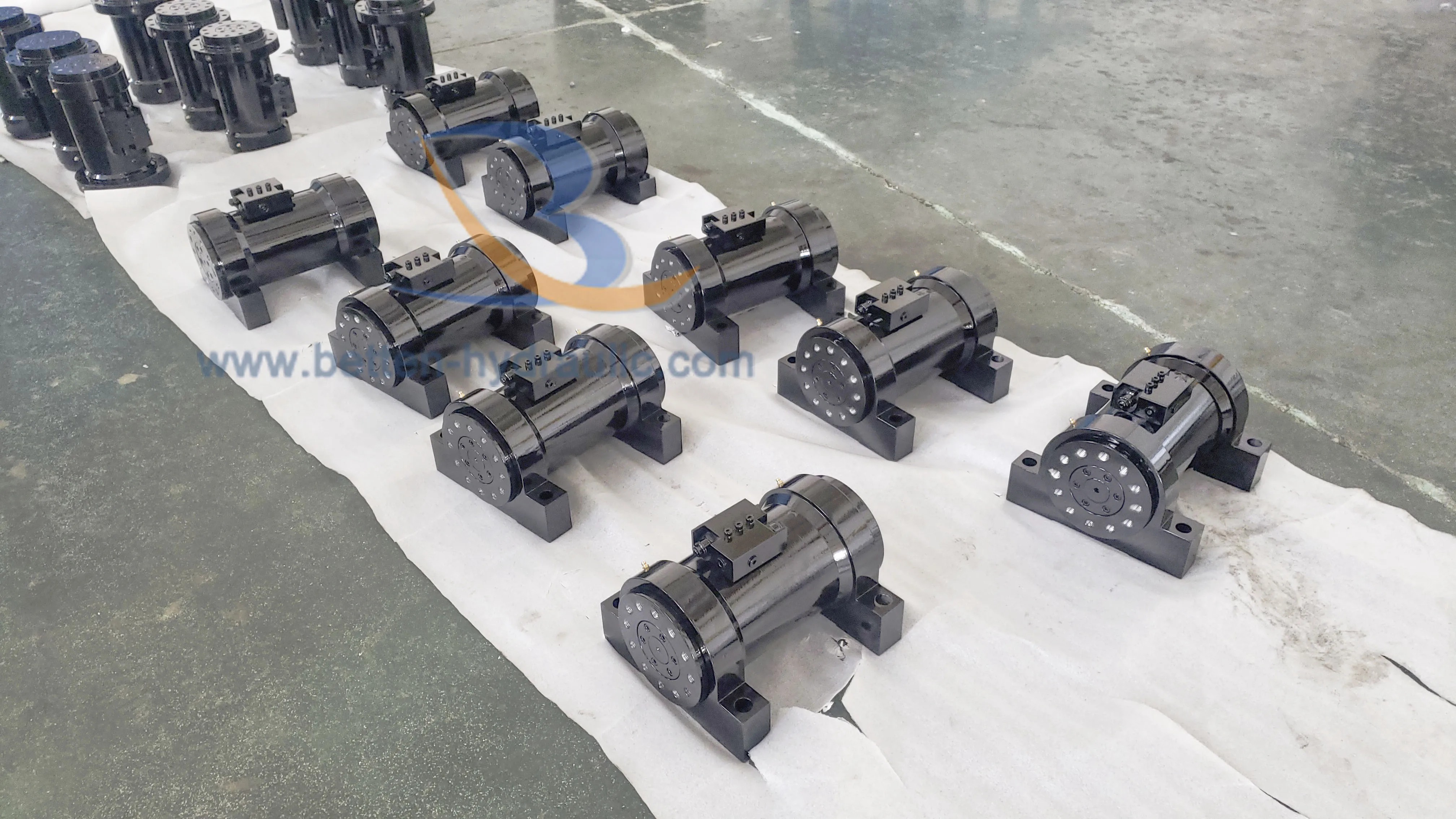 Custom Helac L30-42 Hydraulic Actuator - Good Price