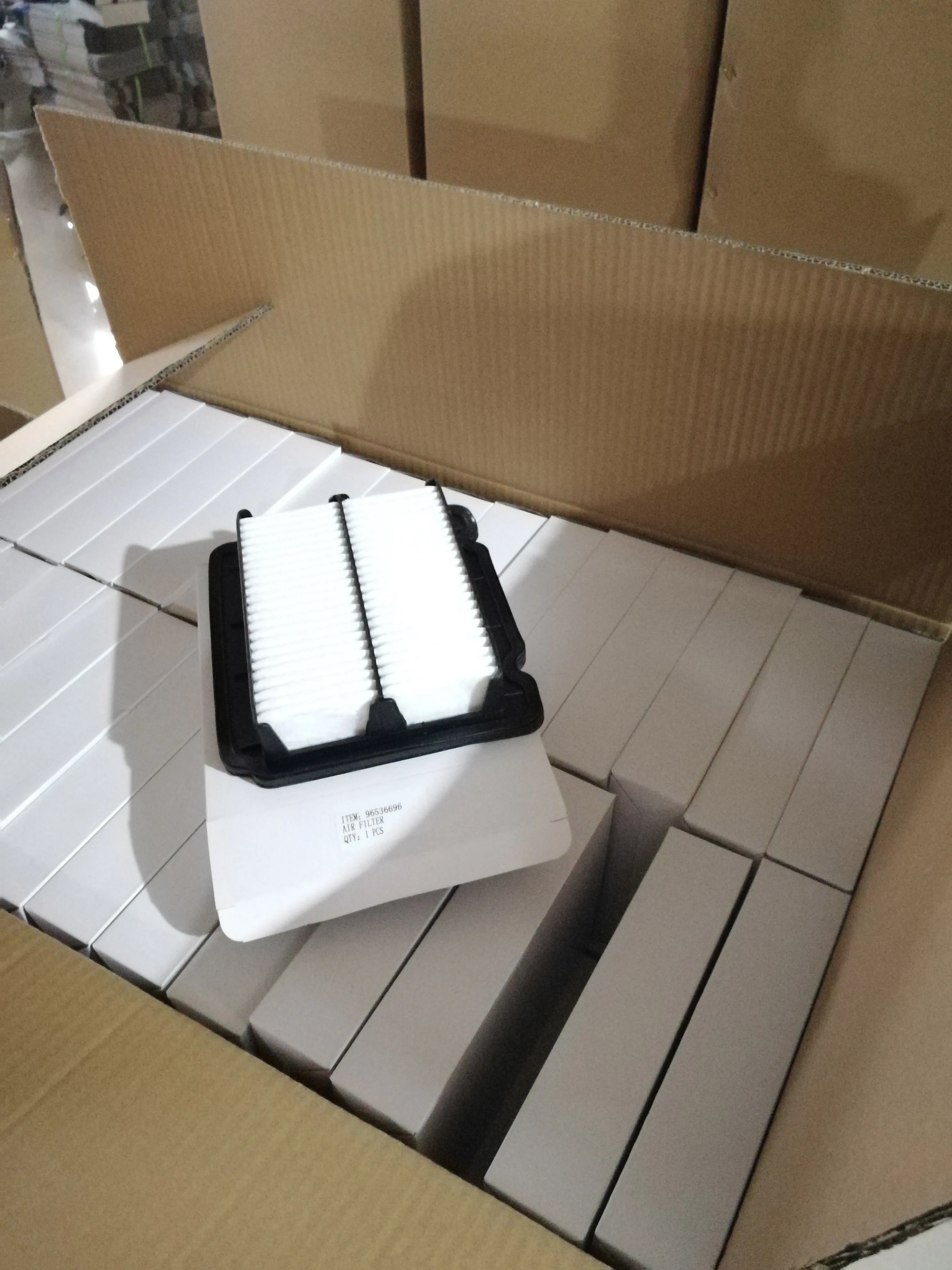 High Performance Car Air Filter 28113-B1000 for Hyundai Genesis