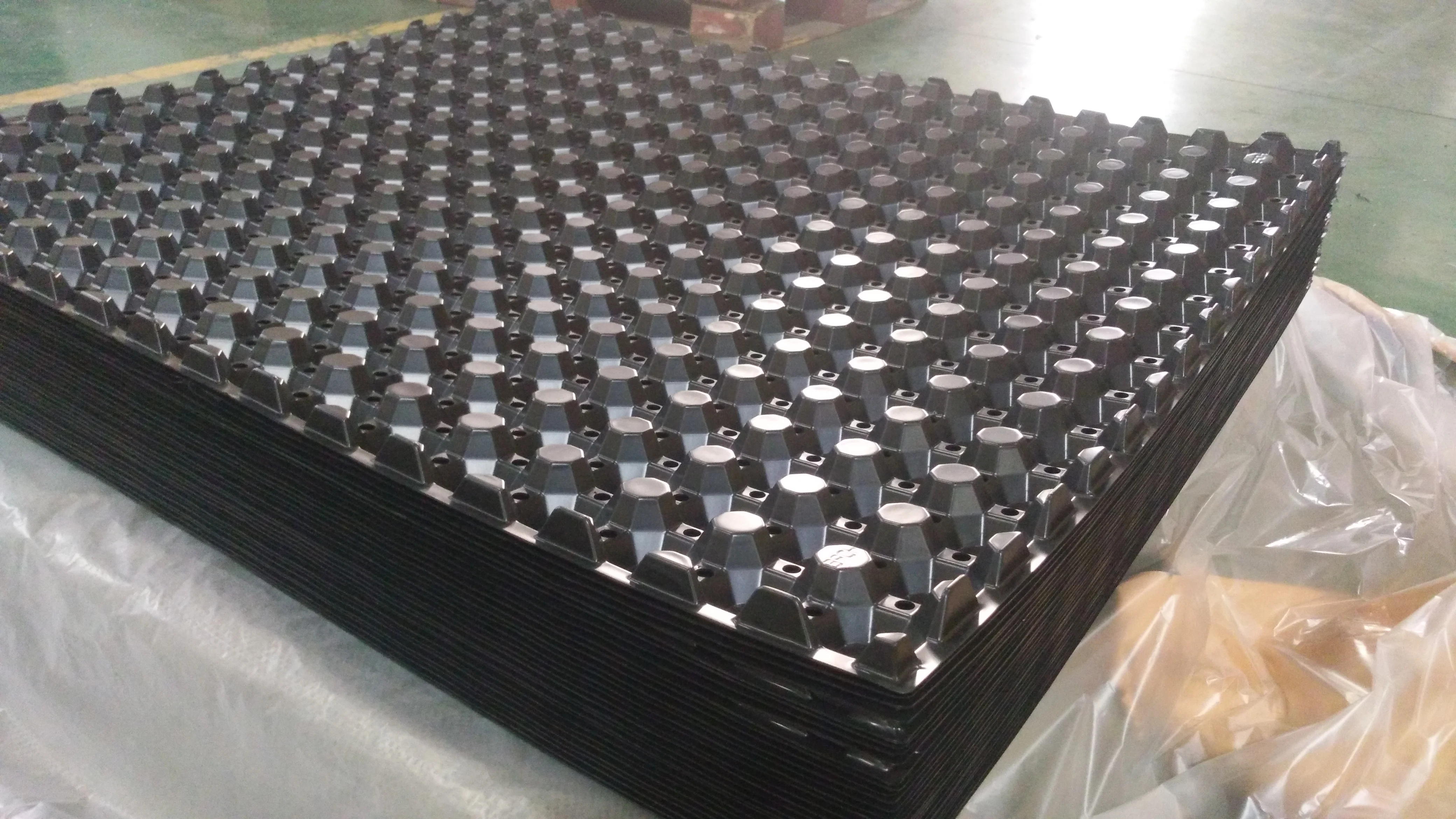Large Black Hdpe Plastic Freezer Spacer Sheet H40 Size 1016*1219mm Anti ...