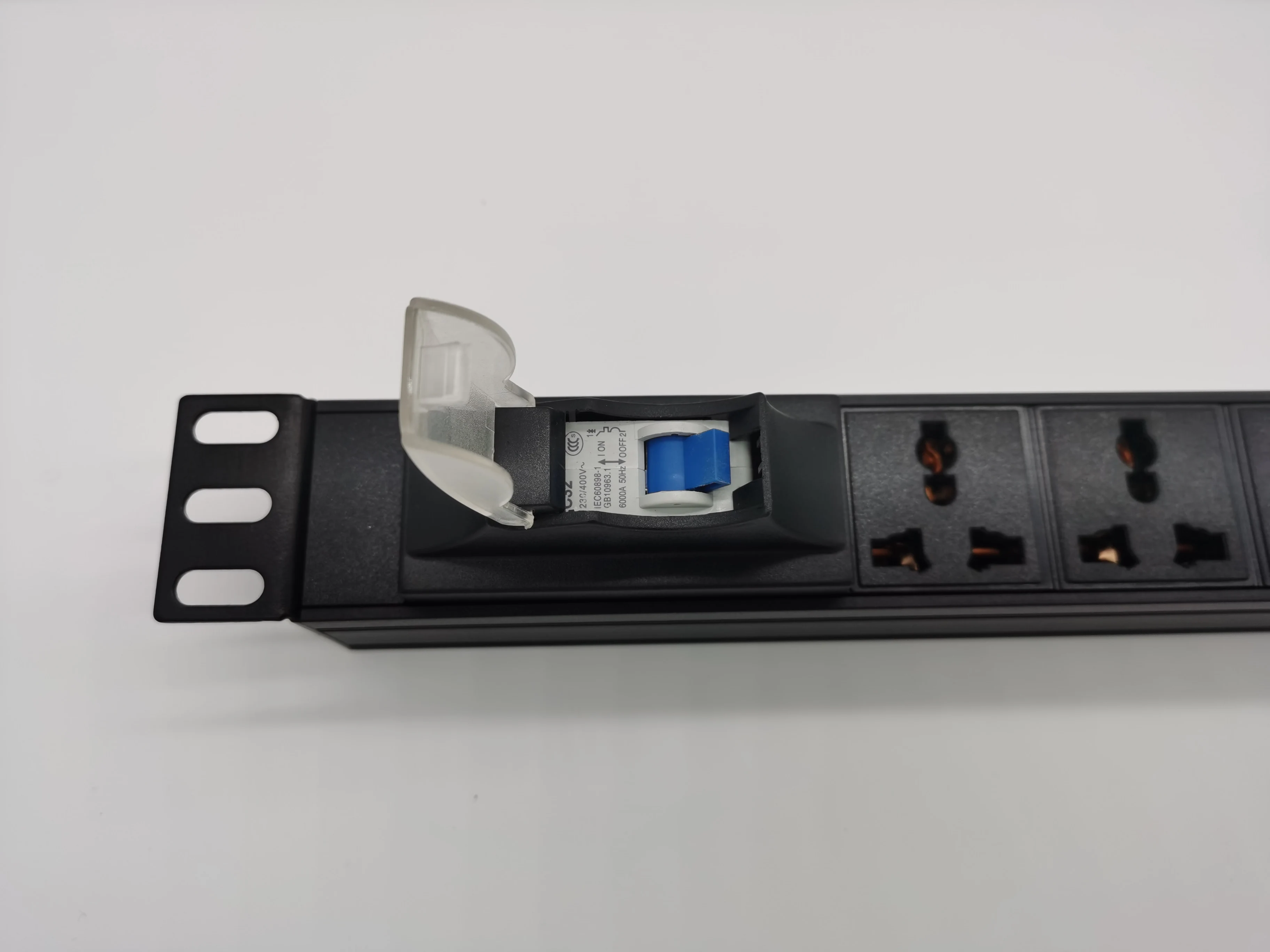 Black Pdu Power Supply Switched Socket Pdu Rack Power Distribution Unit ...