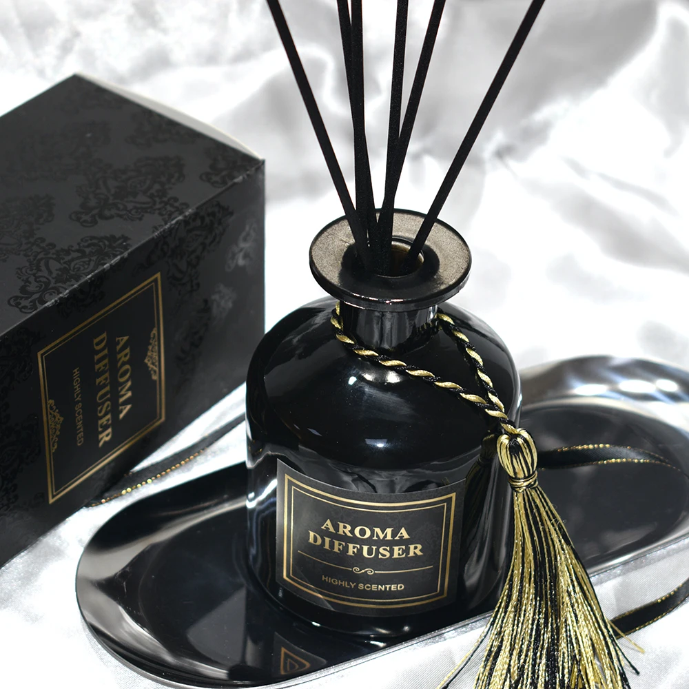 Luxury Custom Private Label 220ml Black Bottle Fragrance
