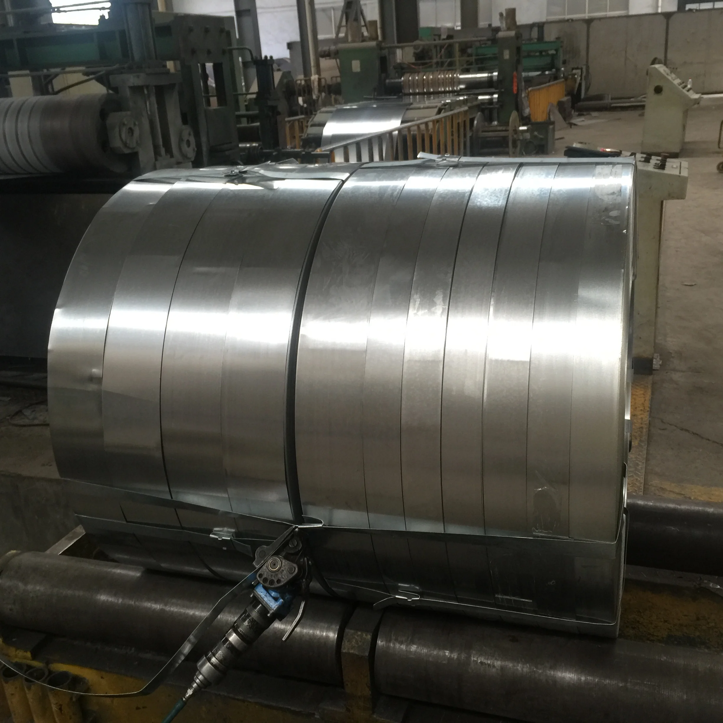 Galvanized Carbon Steel Strip Hot-dipped Gi Steel Strip For Building ...
