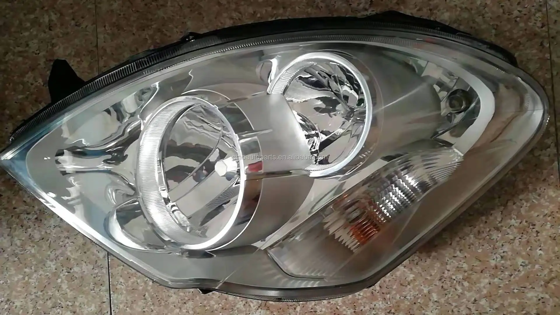 HEADLIGHT 5801375414 for IVECO DAILY 2012-2014 - Natural White Halogen Lamp