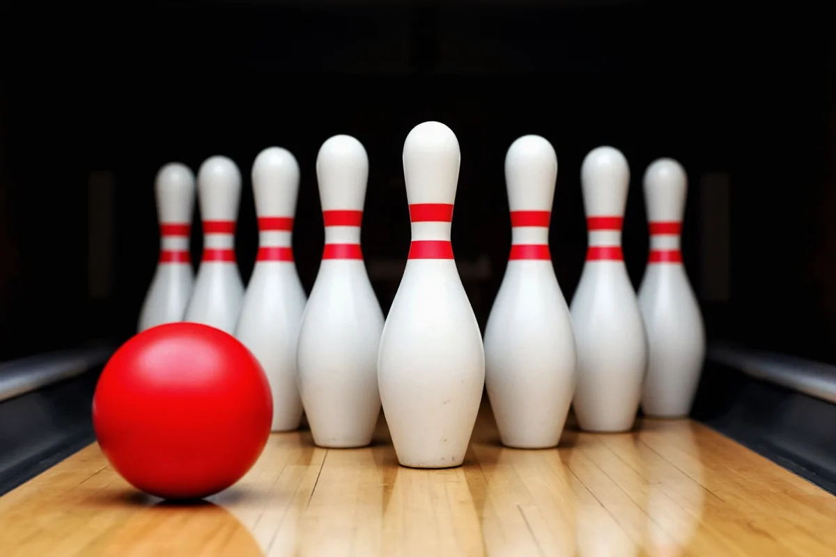 How Many Bowling Pins Are There Full Guide