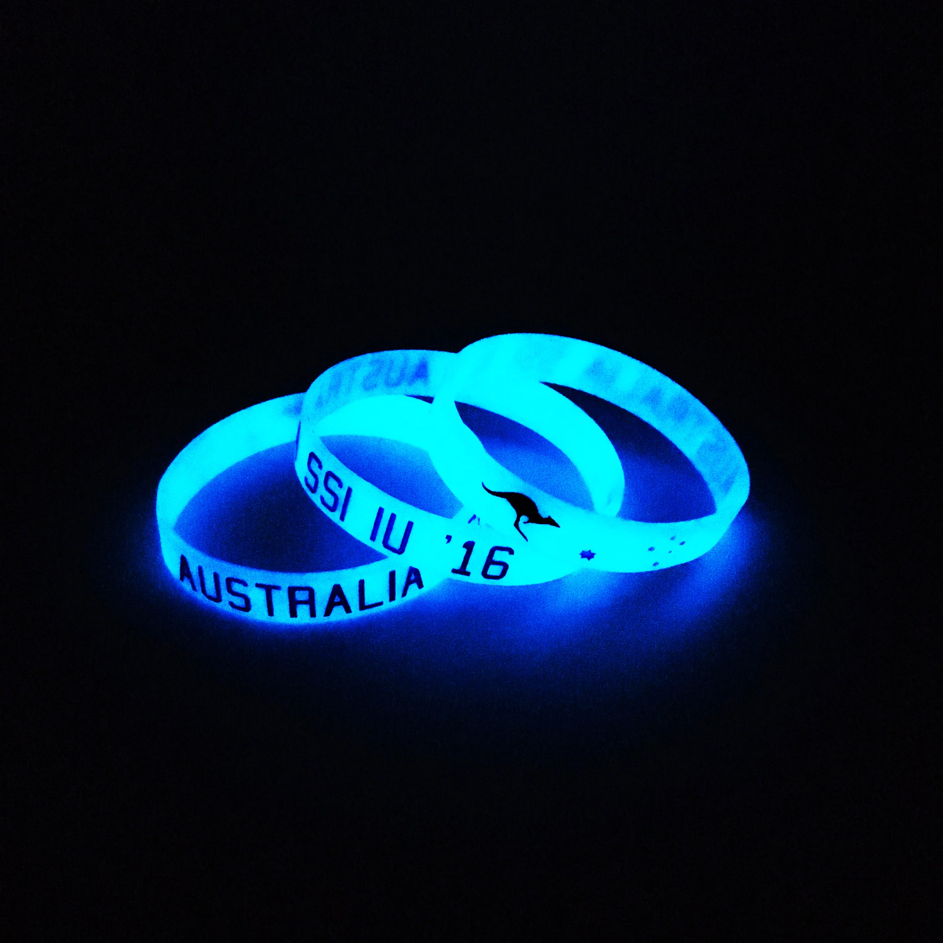 Oem Luminous Rubber Silicone Wristbands Bracelets Customized Silicone ...
