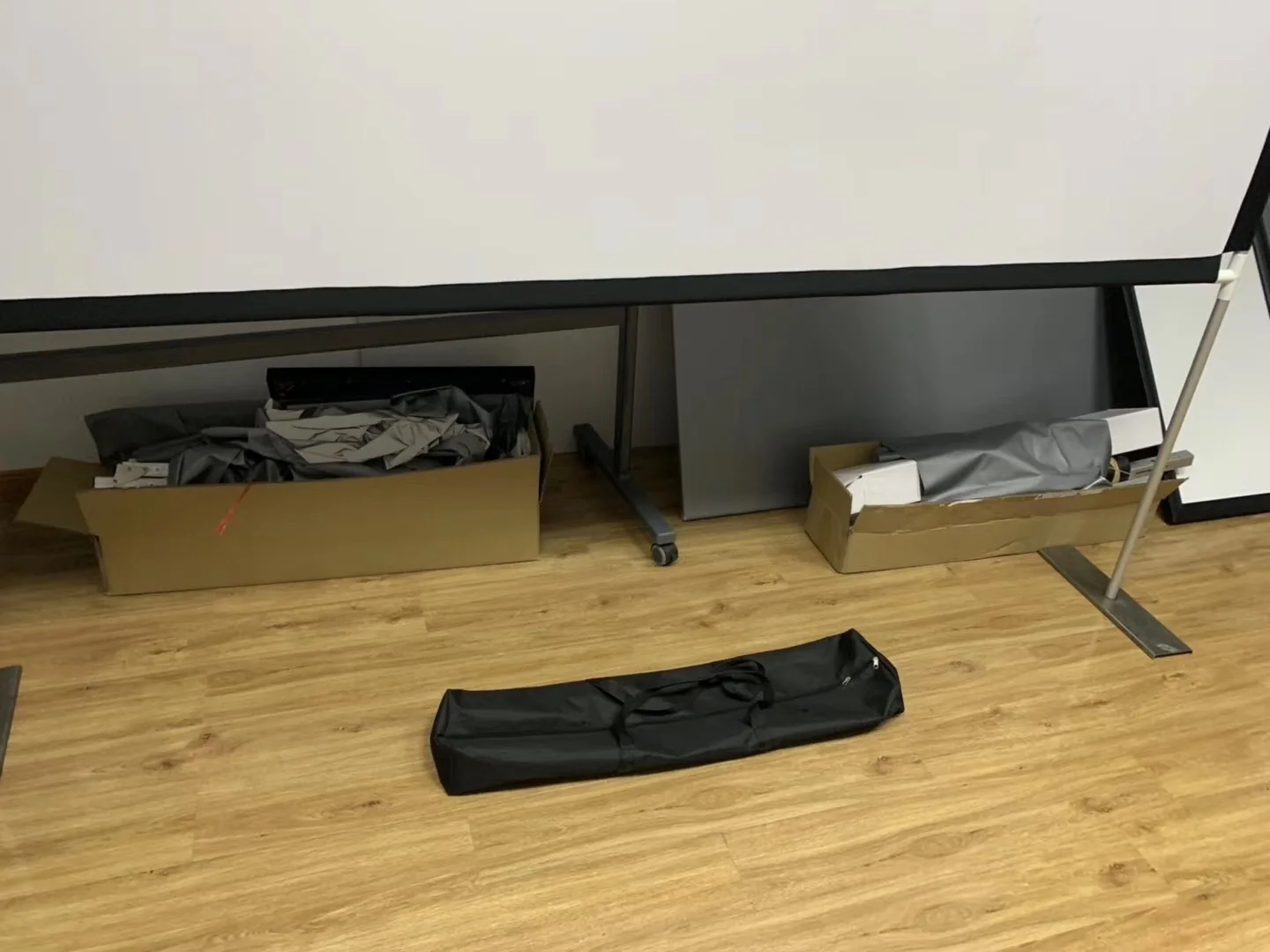 120" 144" Inch Camping Outdoor Movie Screen - Portable & Foldable