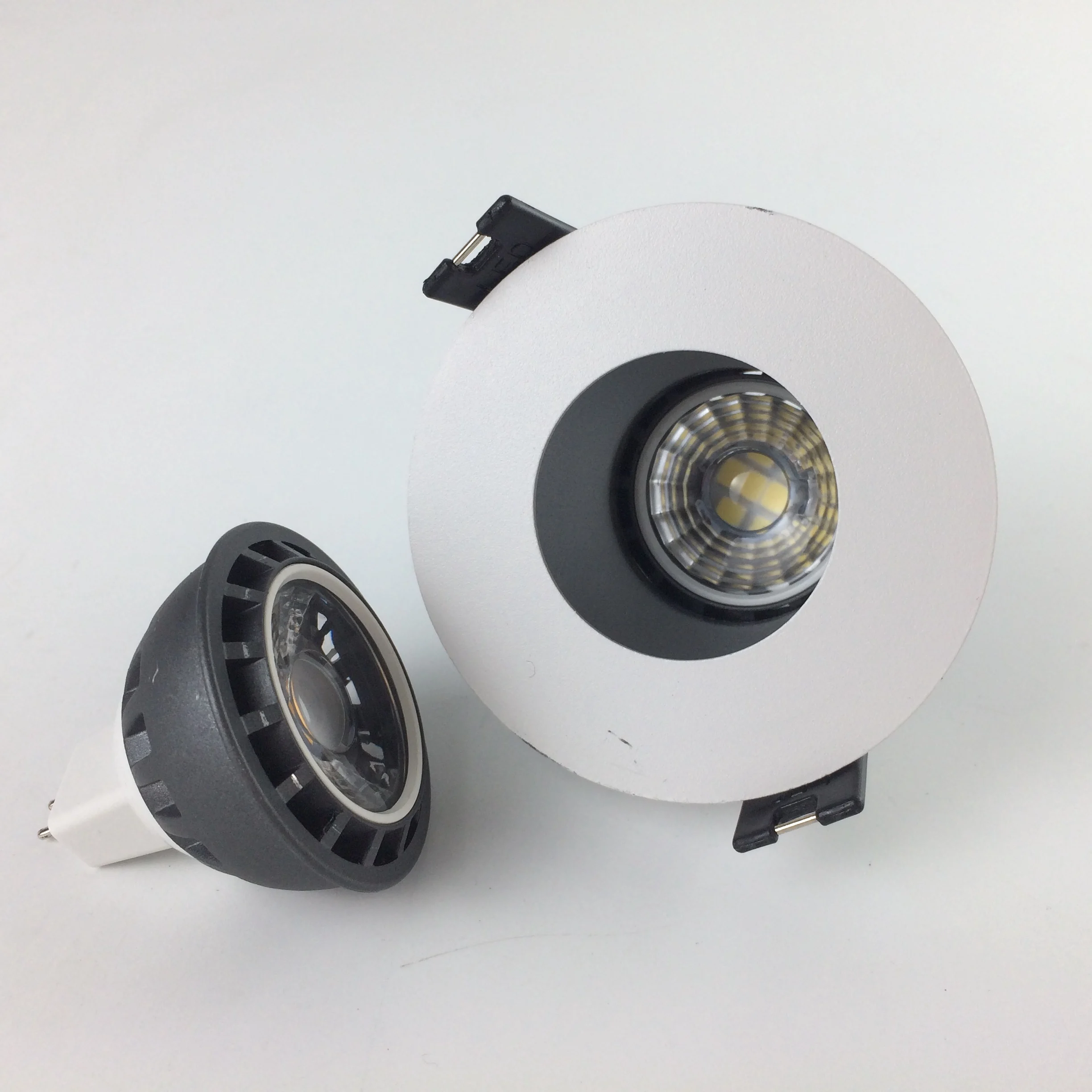 Dmx 조명기구 Mr16 모듈 제조업체 알루미늄 빈 회전 하우징 Led Gu10 Gu5.3 Mr16 Downlights 프레임 ...