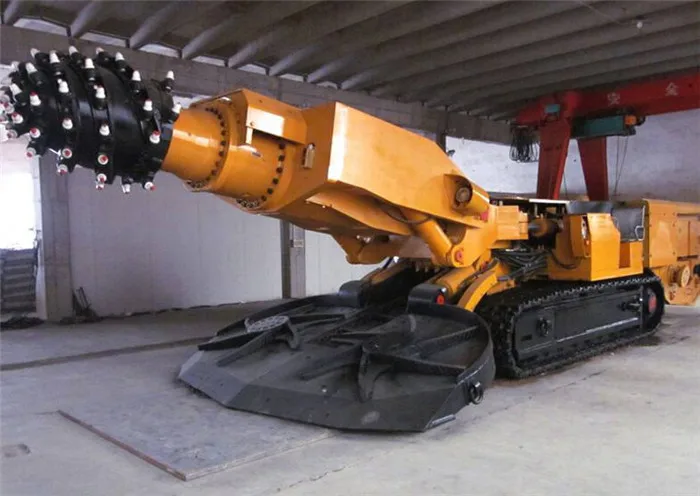 Small Mining Tunneling Boring Machine Roadheader - Buy Roadheader ...