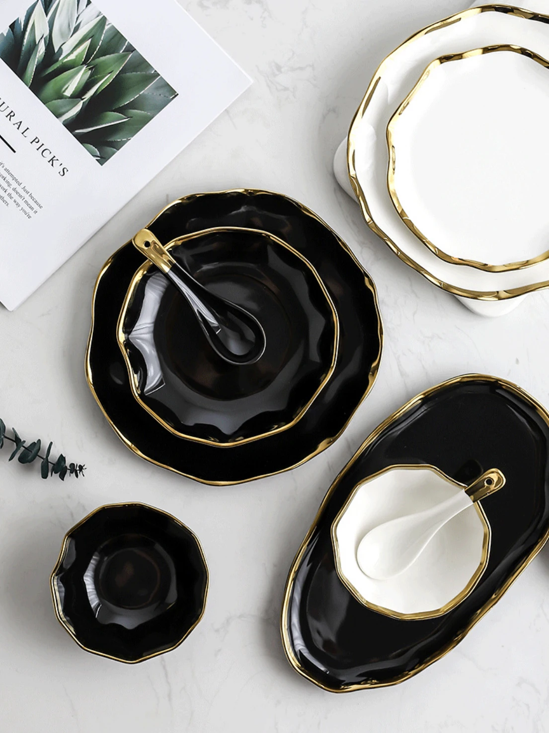 Wholesale Luxury Ceramic Dinnerware - Black & Gold Set