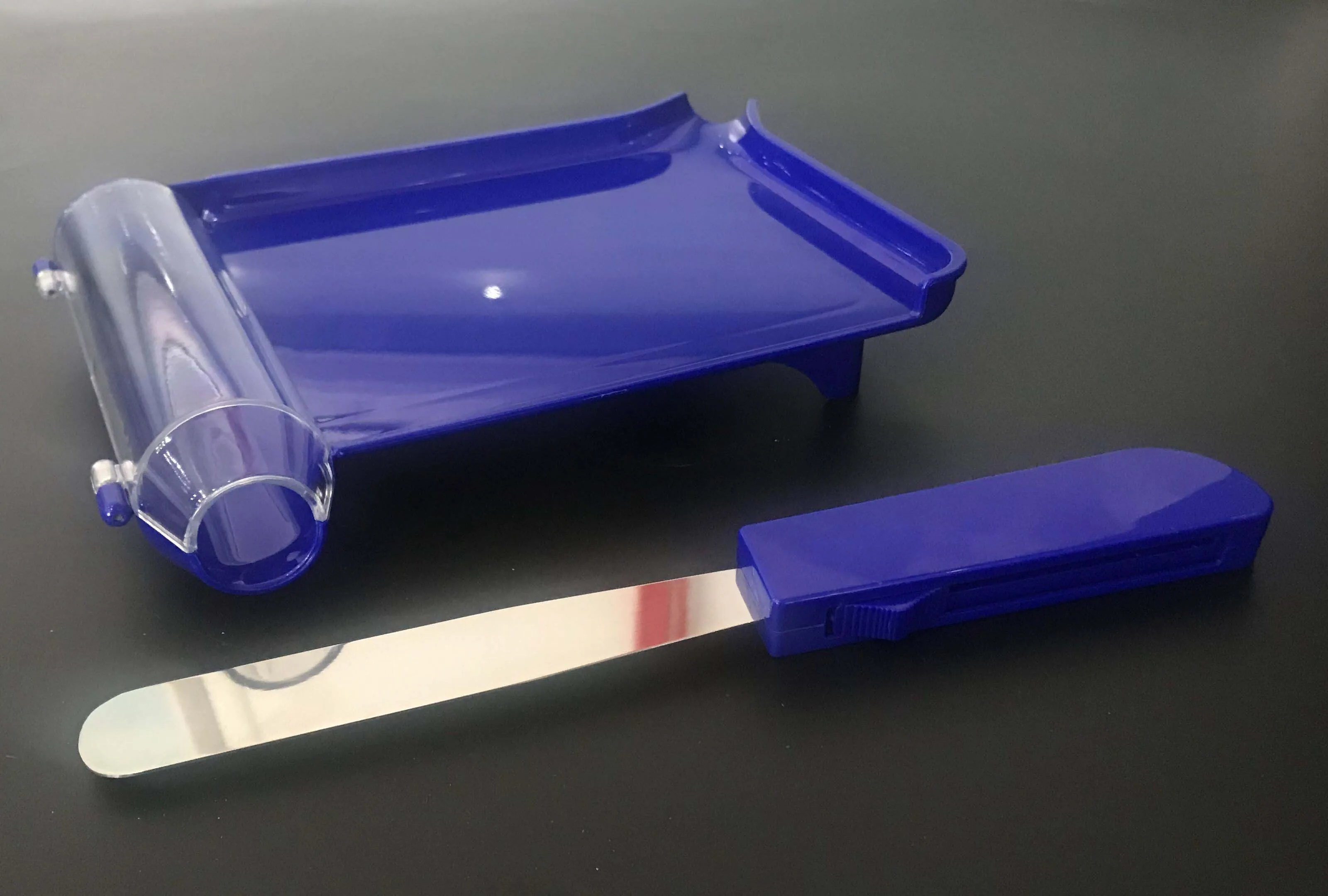 Plastic Pill Dispensing Counting Tray With Stainless Steel Spatula ...