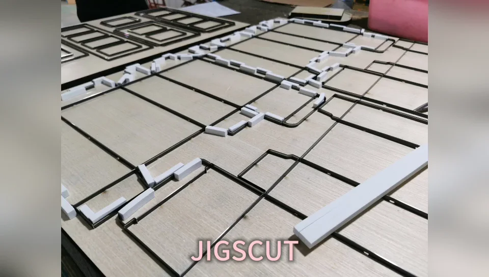 Jigscut Steel Rule Jigsaw Puzzle Cutting Die A2-600pcs Standard Design ...