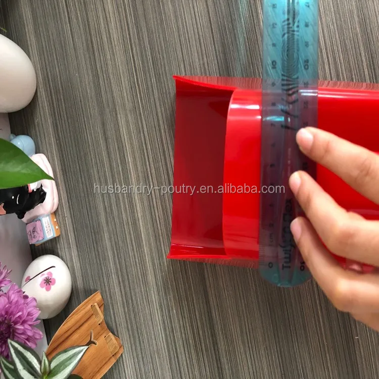 2 Quart Shovel Plastic Feed Scoop - Durable & Versatile