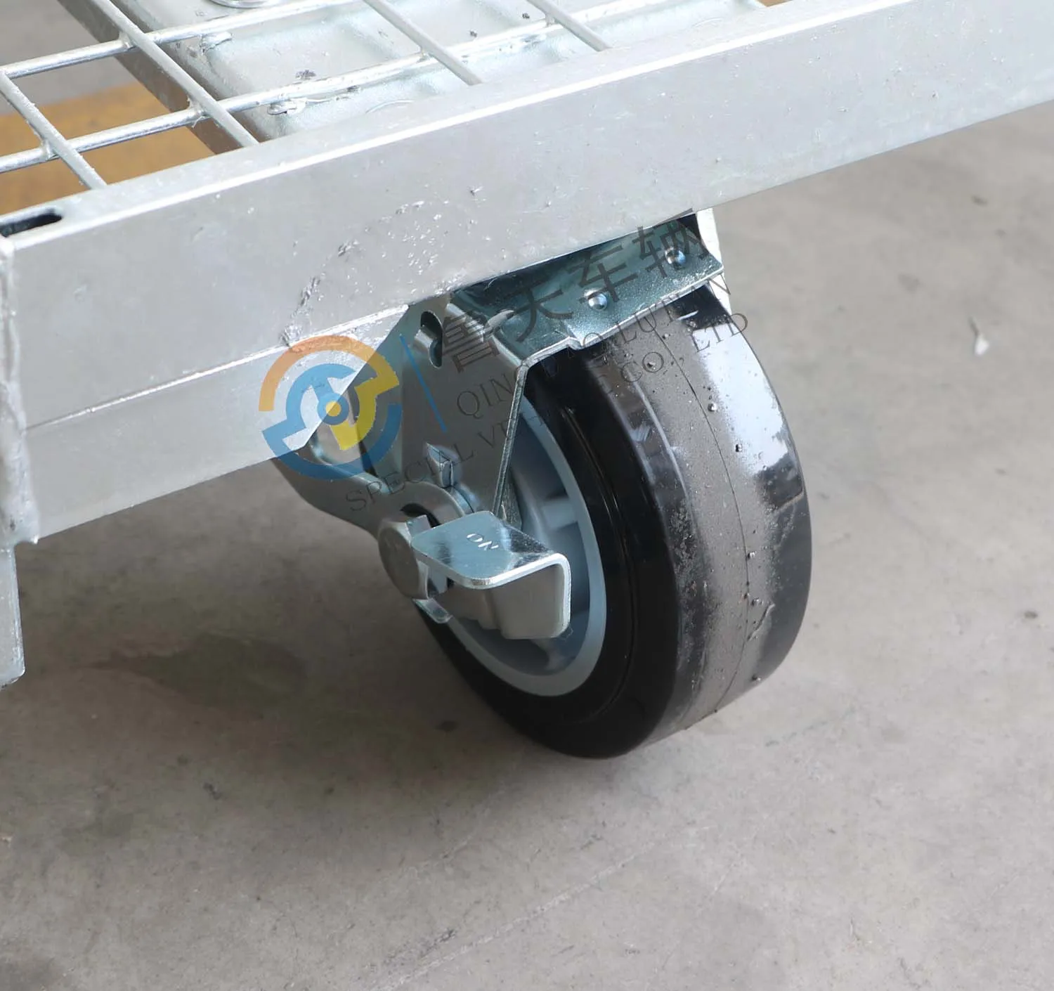 Farm Plant Flower CC Trolley - Durable Galvanized Metal