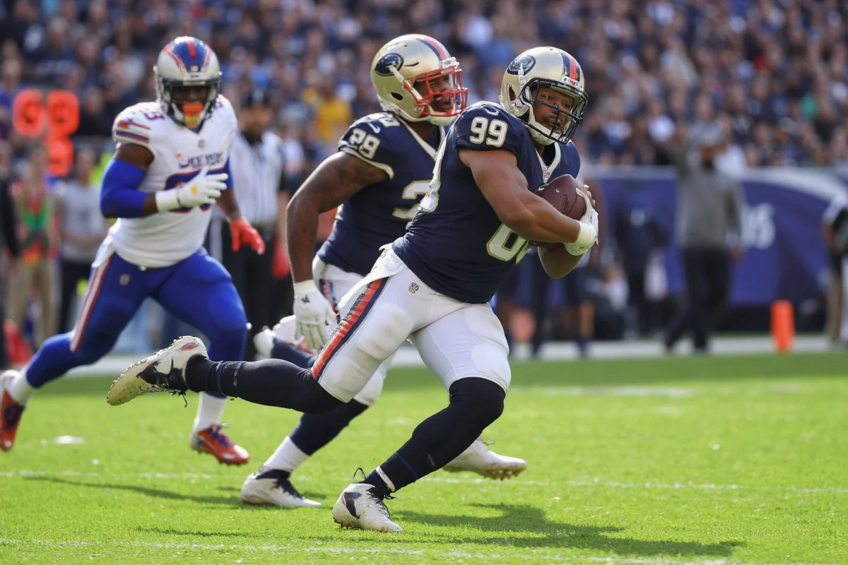 How Many NFL Football Players Are There? Full Roster Breakdown