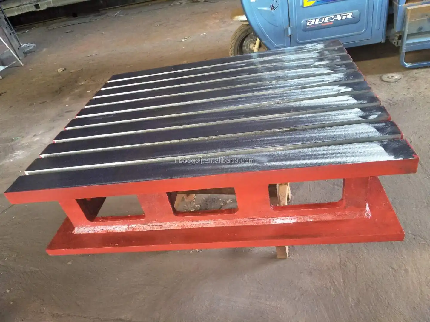 Customized Cast Iron Surface Plate - Precision & Durability