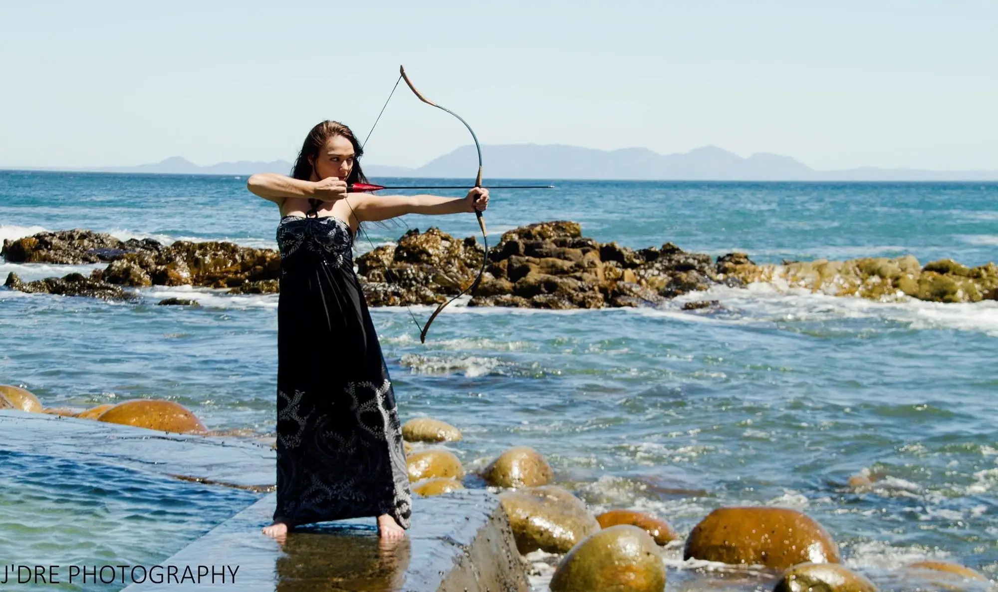 Alibow Hungarian Fiberglass Bow - Handmade Traditional Longbow