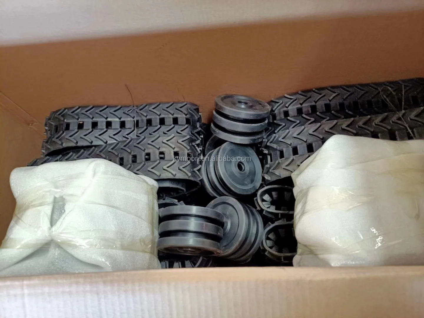 Scooter Da Neve Cingoli In Gomma Motoslitta Spazzaneve Cingolo Di Gomma ...