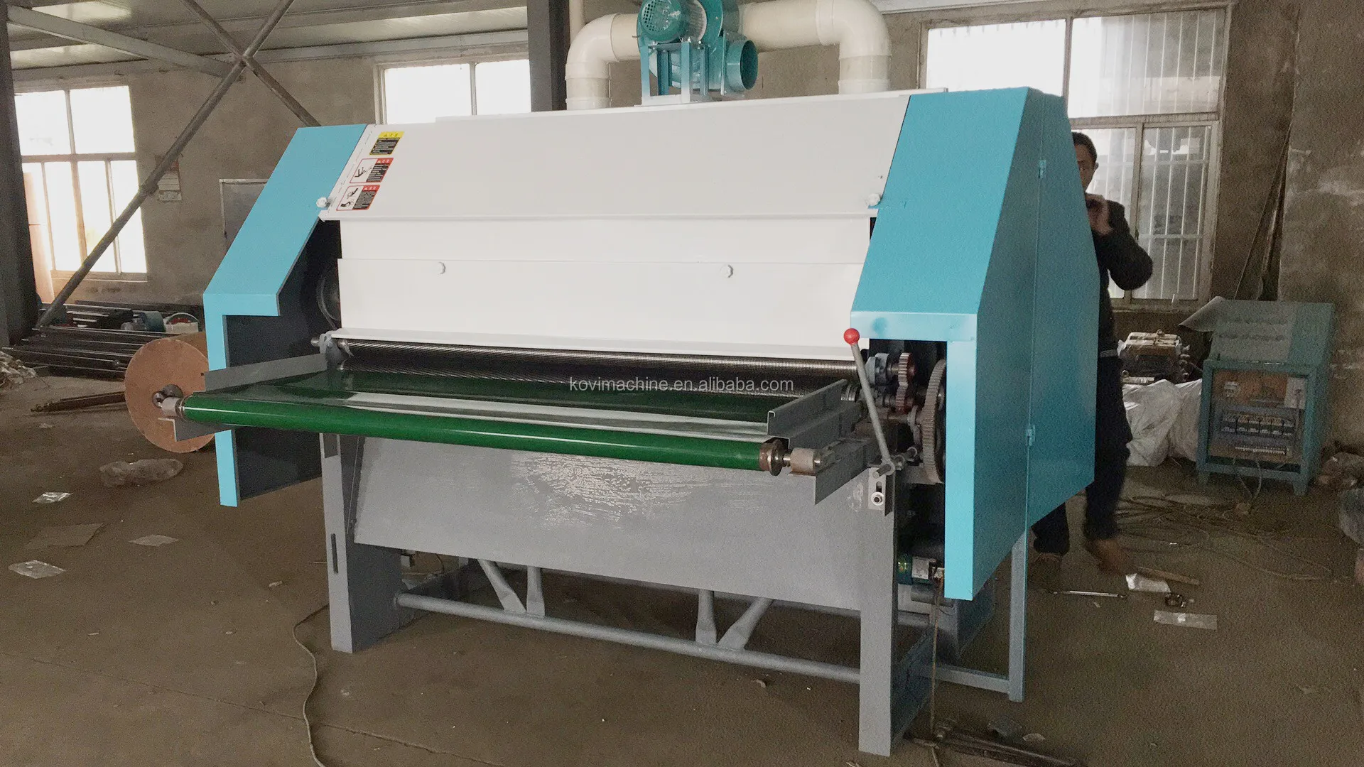 Équipement de traitement de la laine de mouton, machine à peigner ...