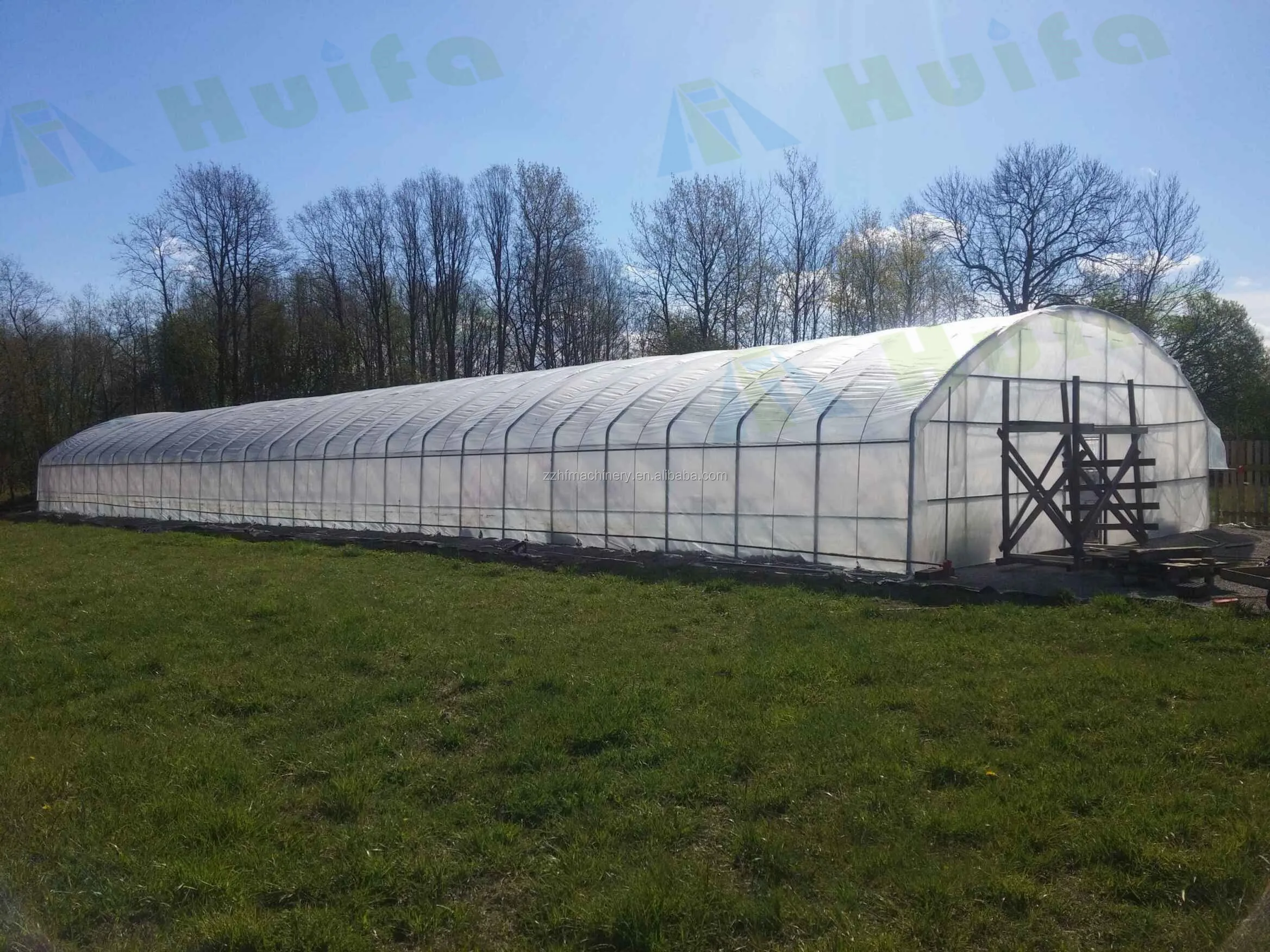Low Cost High Quality Commercial Polytunnel Greenhouse