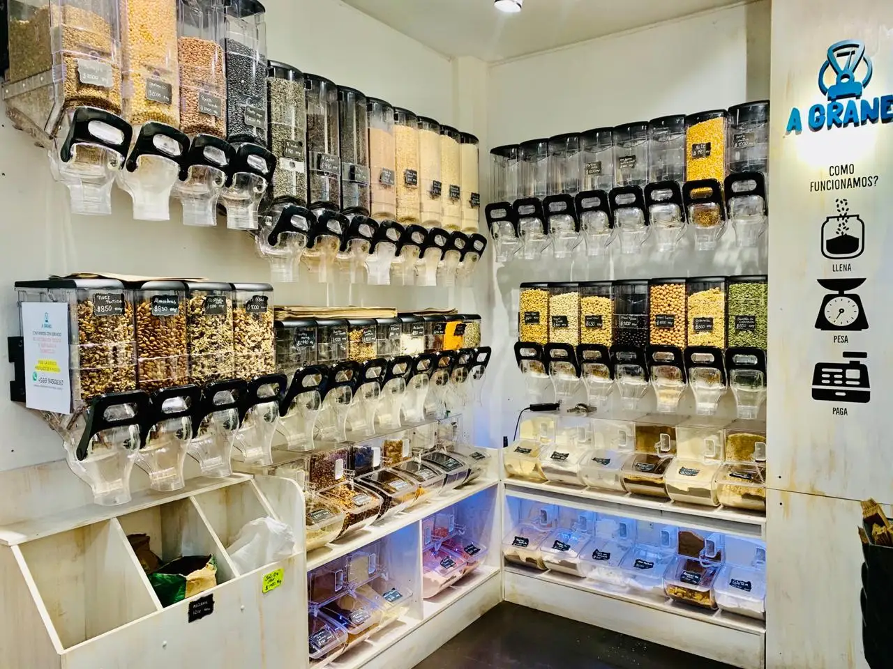 Professional Candy Dispenser - Efficient Bulk Solutions