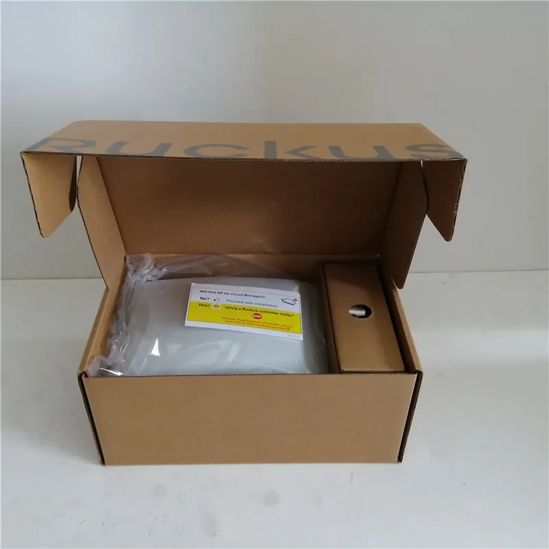 Ruckus R520 Indoor Wireless Access Point - 12 Month Warranty