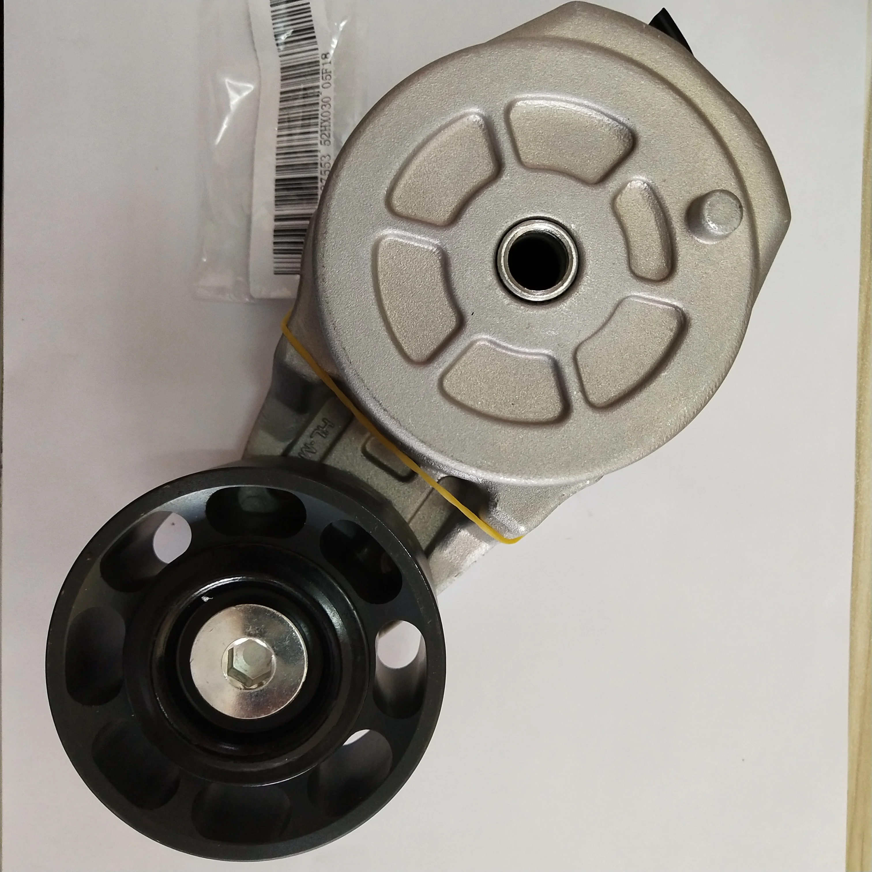 3937553 Diesel Engine Parts - Belt Tensioner Pulley