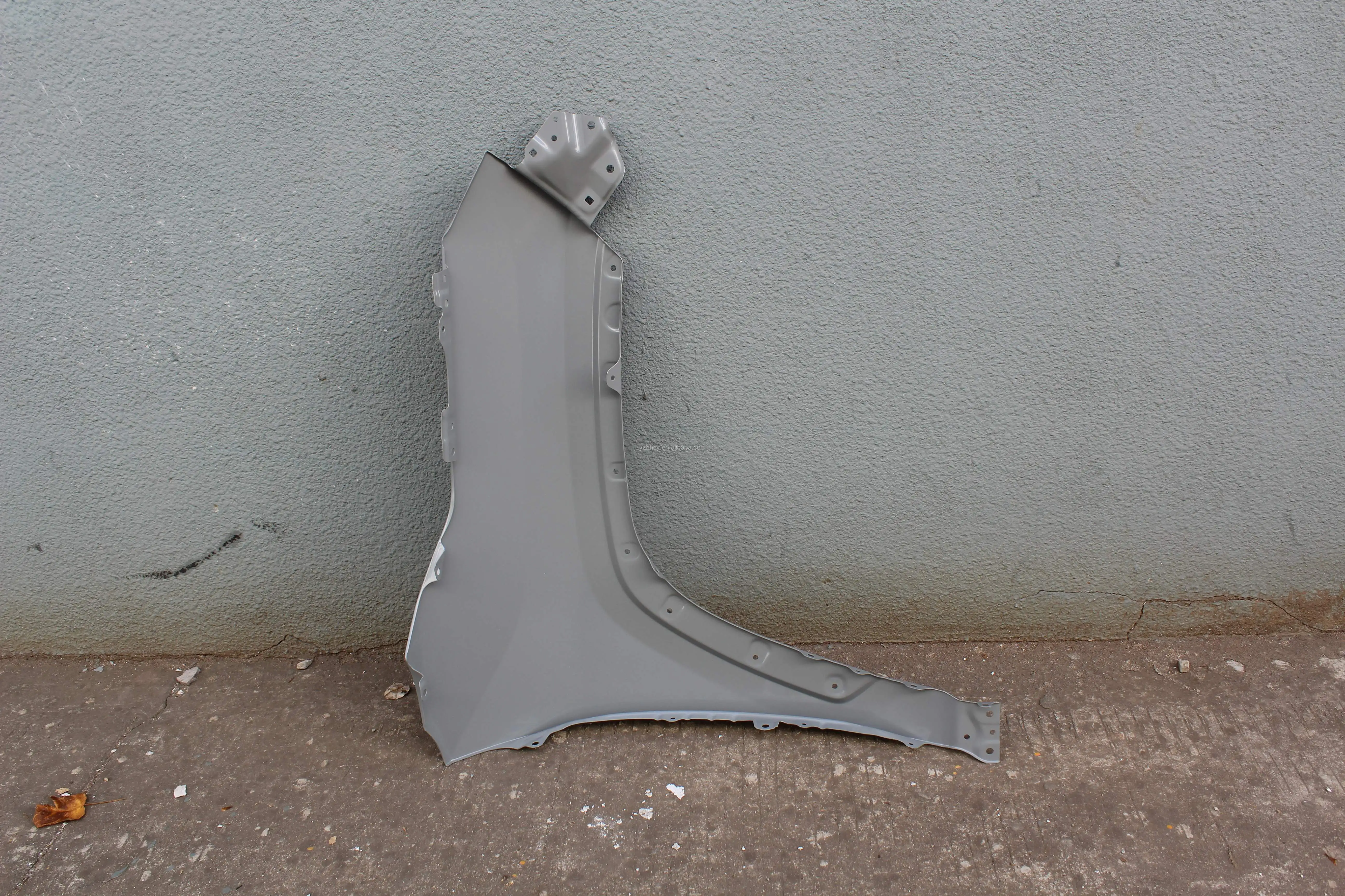 Auto Spare Body Parts - Car Front Fender Panel for RAV4