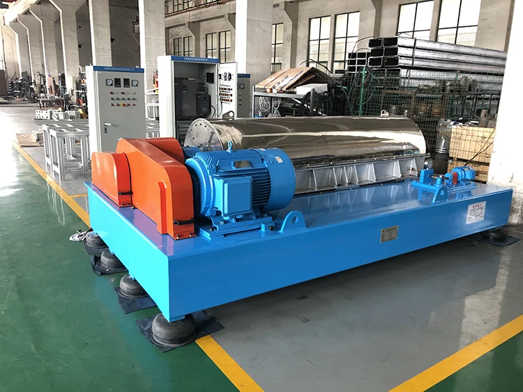 2020 High Capacity Sludge Centrifuge / Solid Bowl Centrifuge / Decanter ...