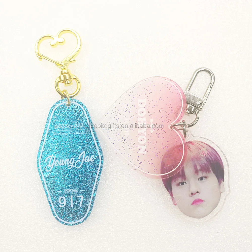 Customised Kpop Acrylic Heart Shape Keychain With Glitter - Buy Acrylic ...
