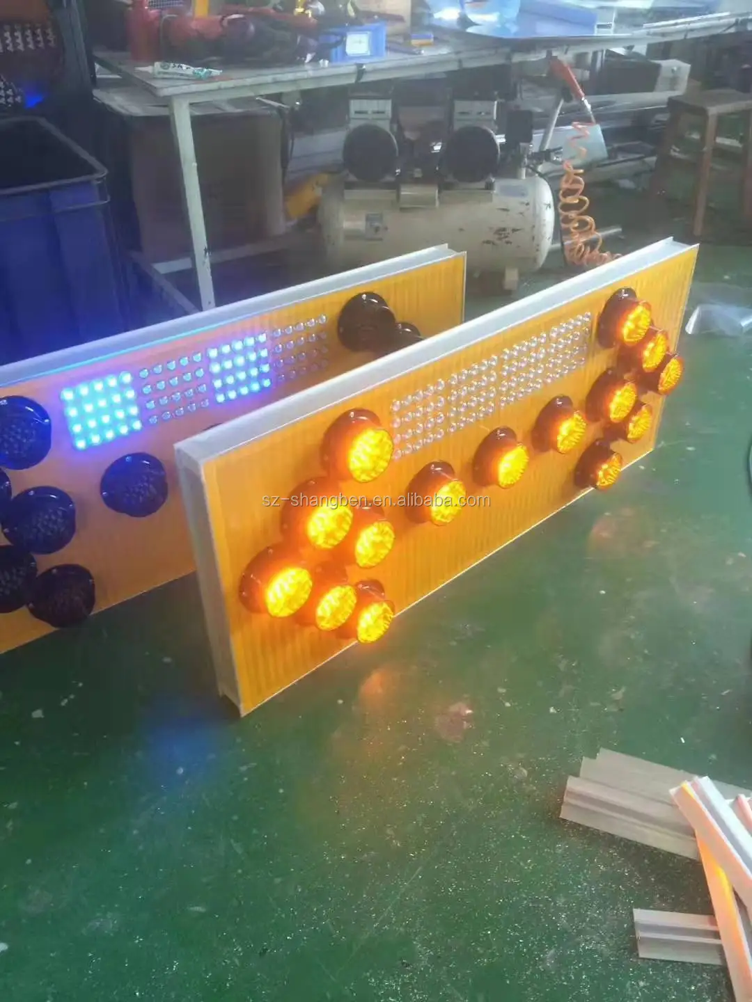 25 Led Lamps Trailer Mounted Arrow Sign Board| Alibaba.com