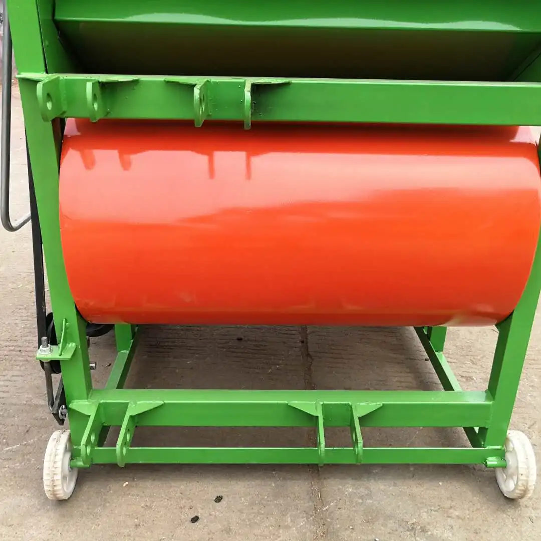 Mini Peanut Picker - High Productivity & Efficient Harvesting