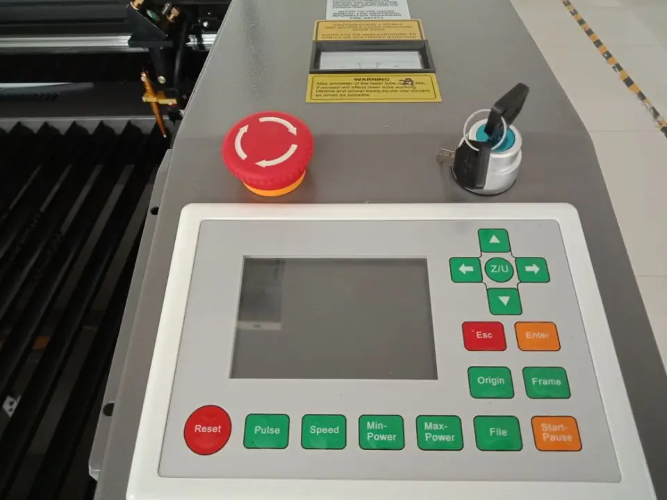 G Weike LC6090 CO2 Laser Cutting Machine - Precision & Power