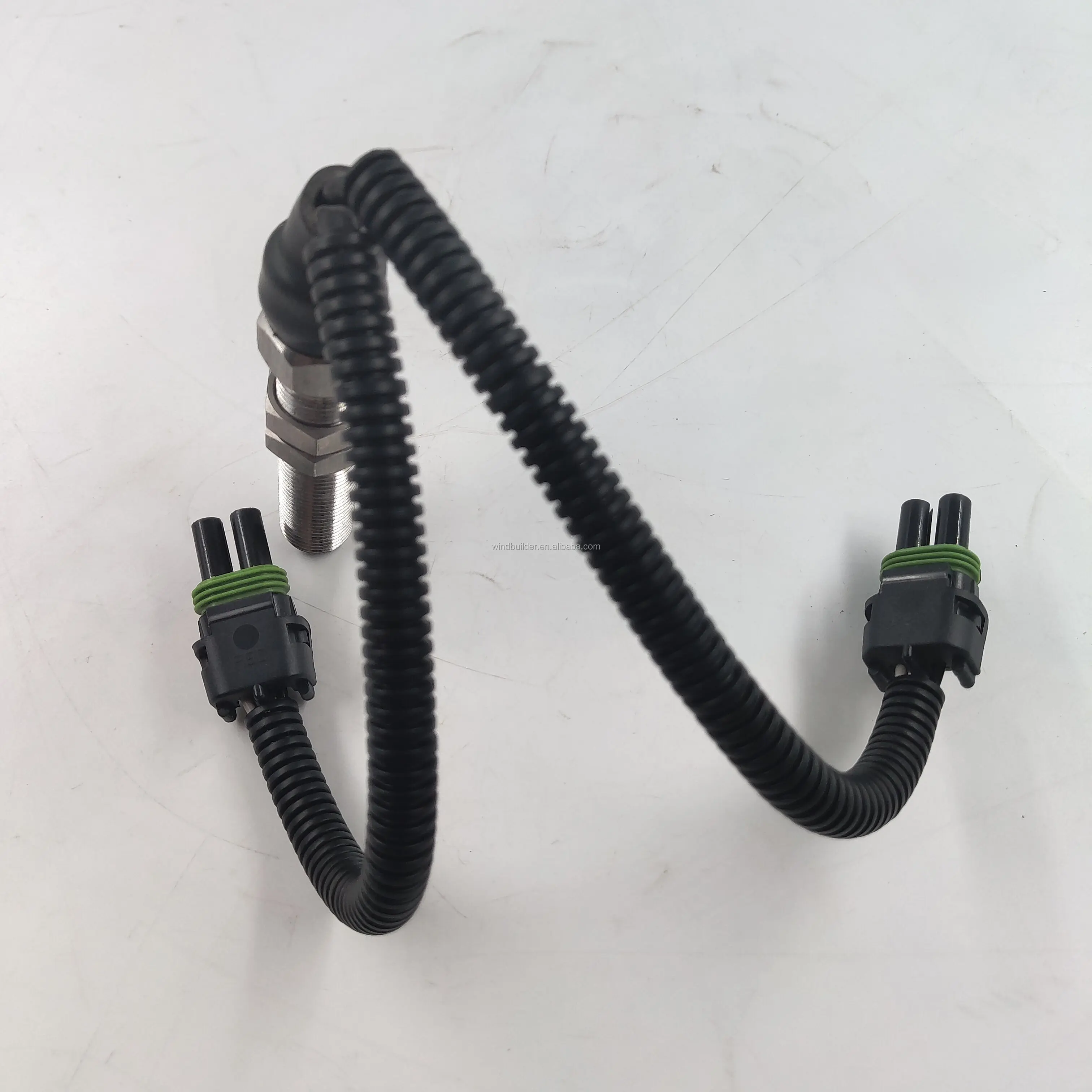 Cummins KTA50 Magnetic Pickup 213272 - Reliable Diesel Engine Component