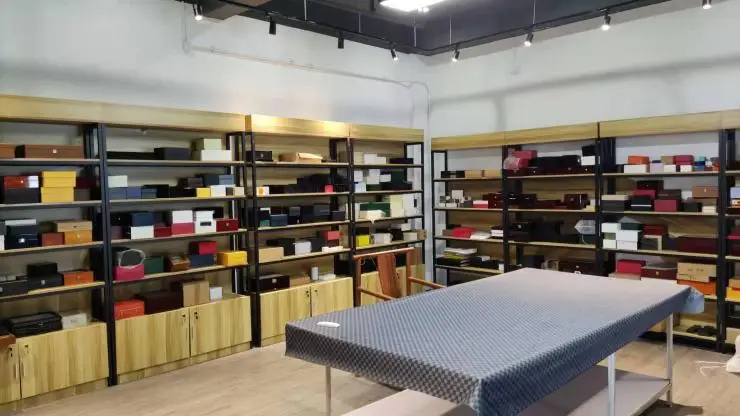 China Luxury Custom Mahjong With Wooden Box 144 Mahjong Set Wooden ...