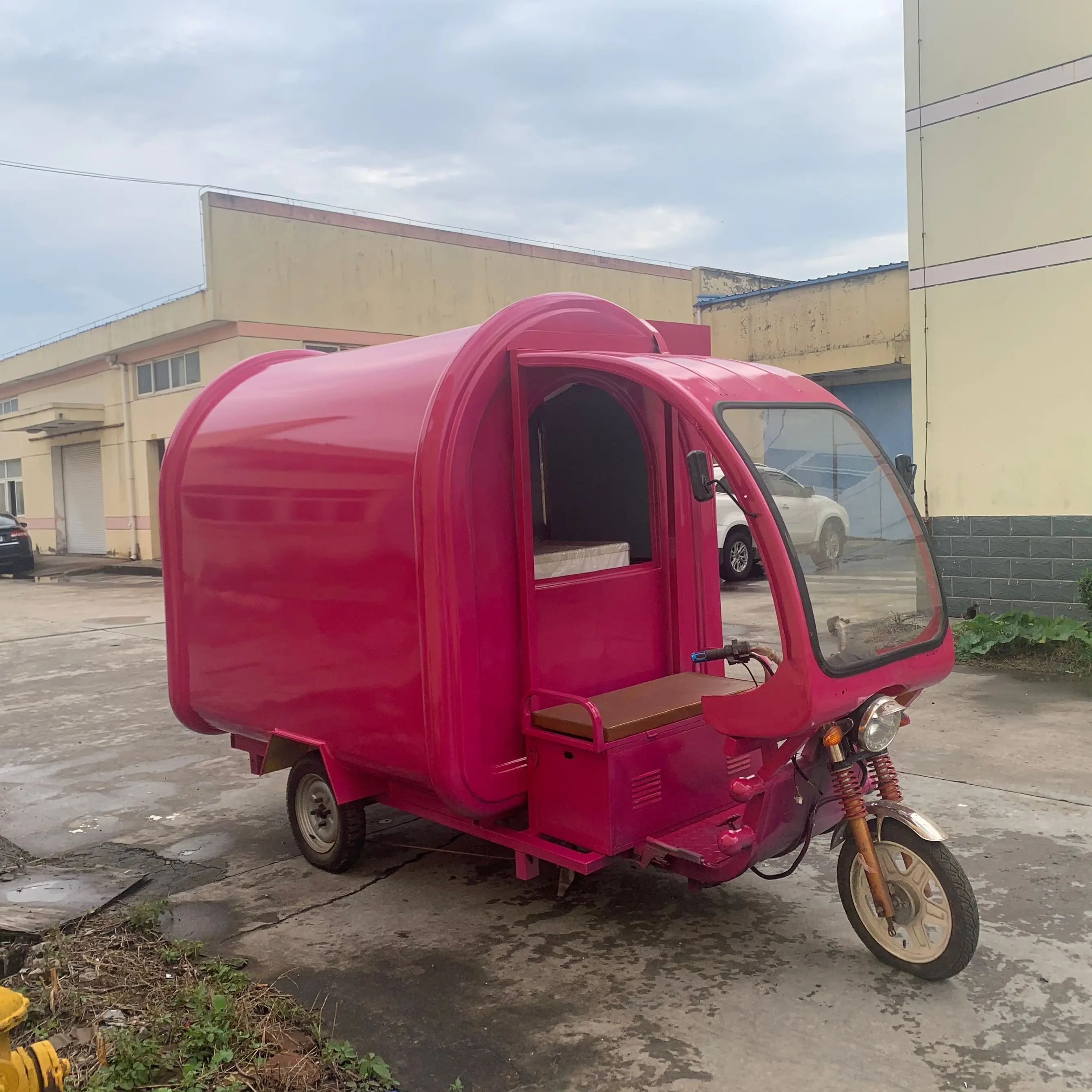 Oem Tricycle Food Cart Electric Catering Van 3 Wheel Motorcycle Mobile ...