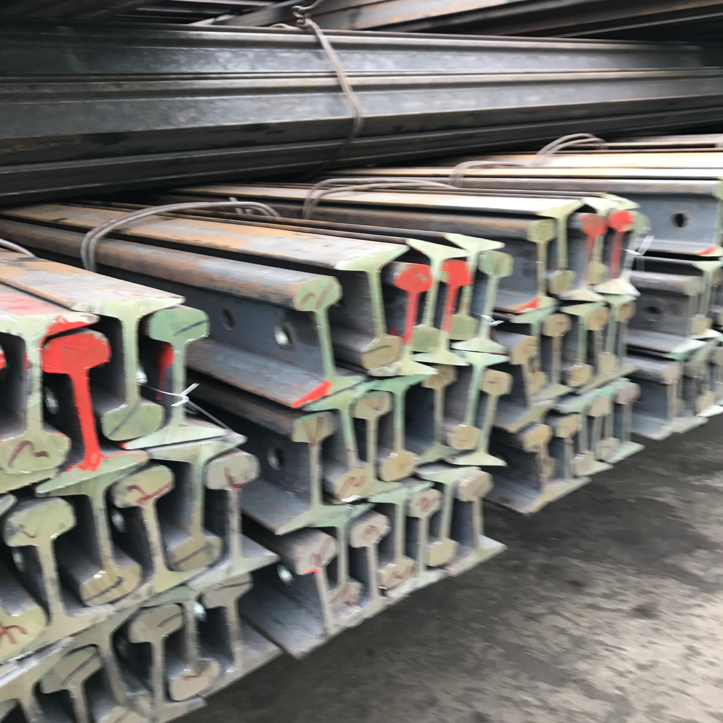 AREMA Deep Head Hardened Machinery Industrial Railway Rails