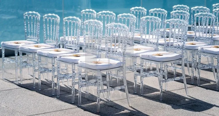Modern Wedding Furniture - Clear Transparent Chiavari Chairs
