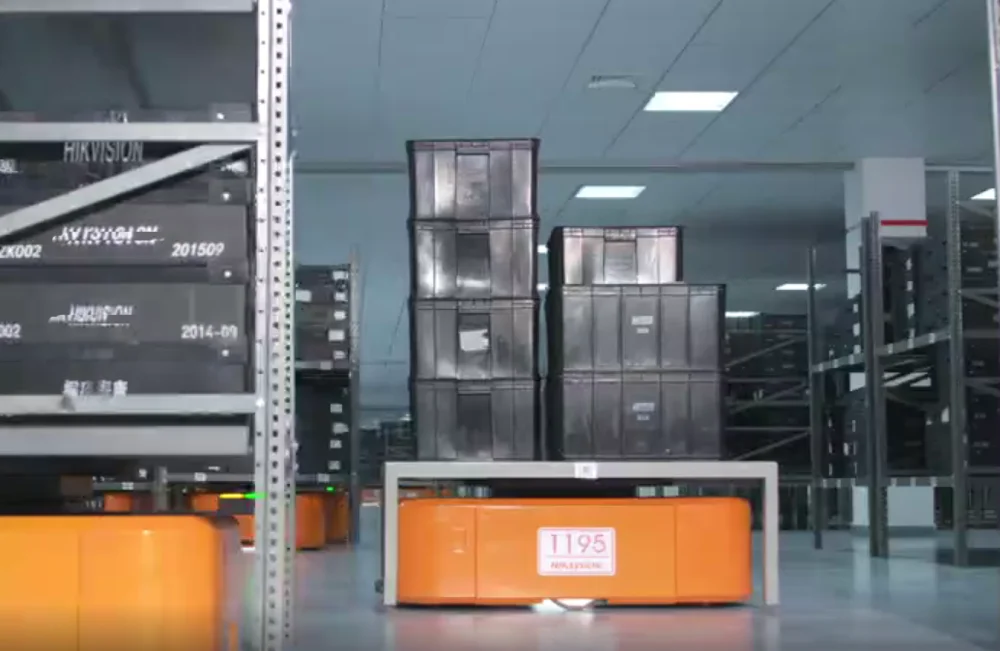 HIK Forklift Mobile Robot - Efficient Warehouse Solutions