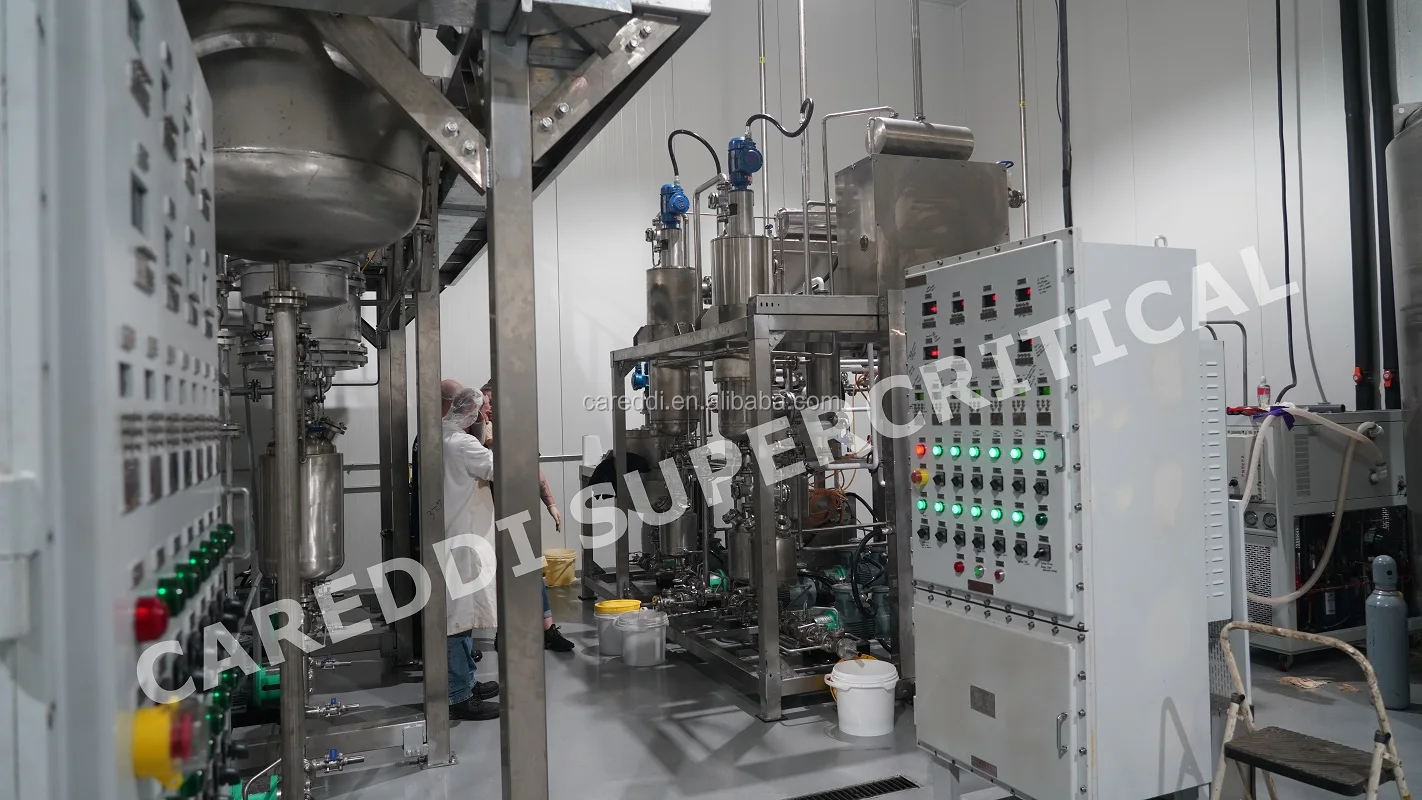 High Efficiency Molecular Distillation Machine - CAREDDI