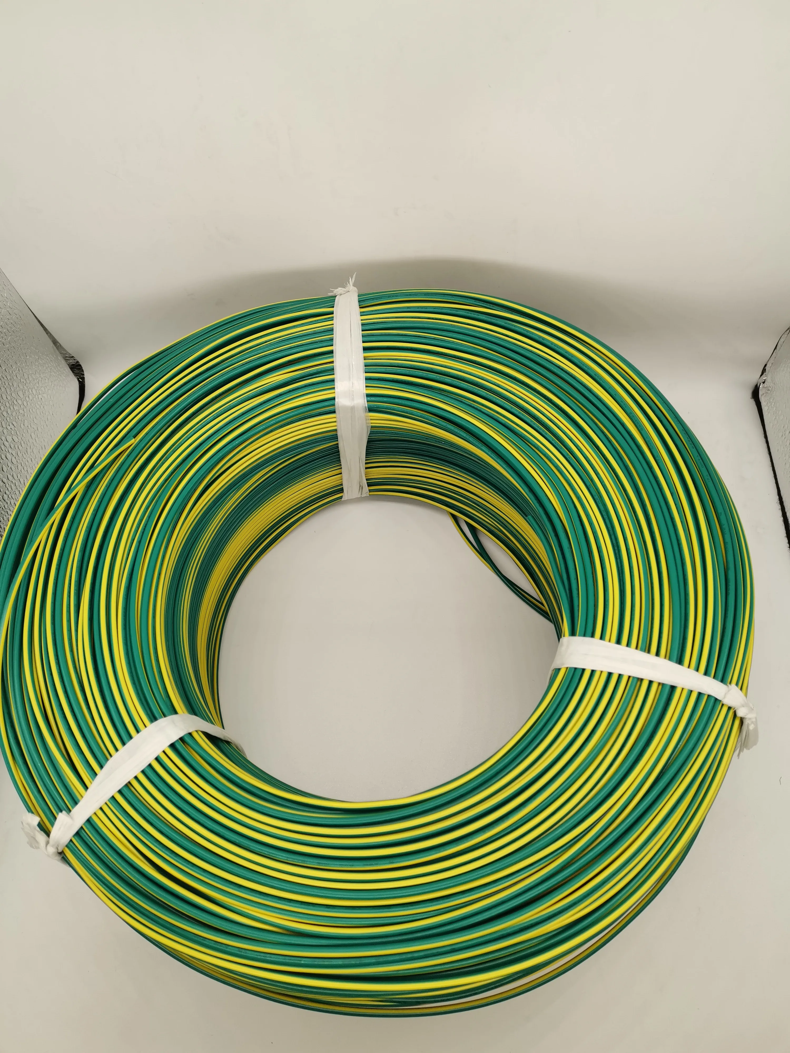 18awg Ul1015 Yellow And Green Pvc 16 Stranded Copper Electric Wire ...