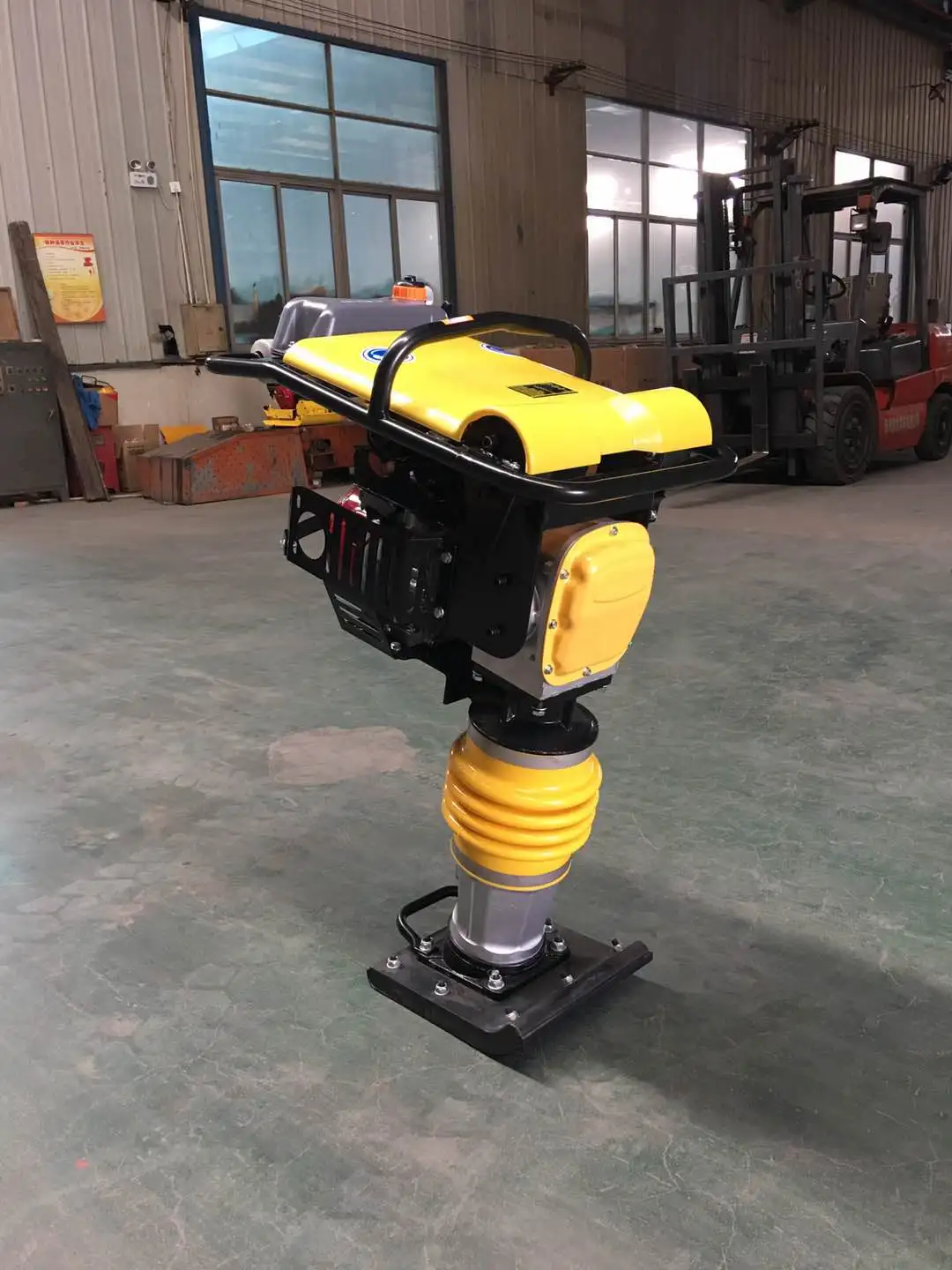 NEAT NTR80 Tamping Rammer with Honda GX160 - High Efficiency