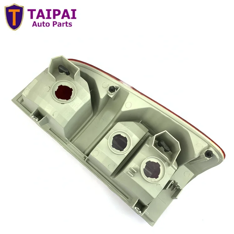 VIGO Tail Light 212-19W6 for Toyota HILUX 2012-2014