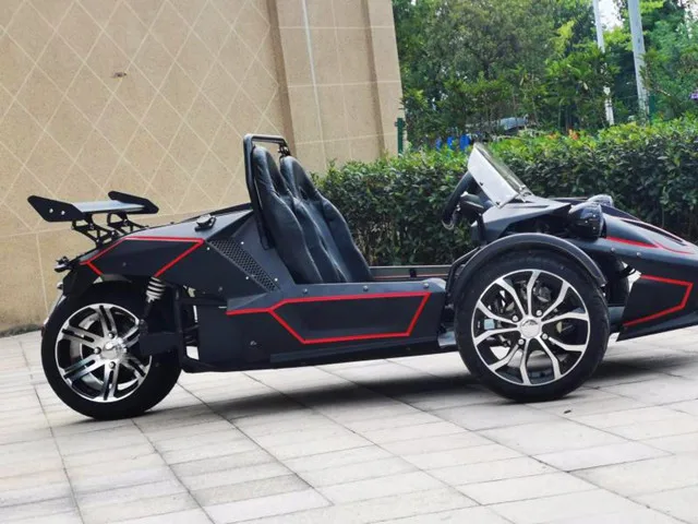 New Made in China Hot ZTR Car with Three Wheels for Sales