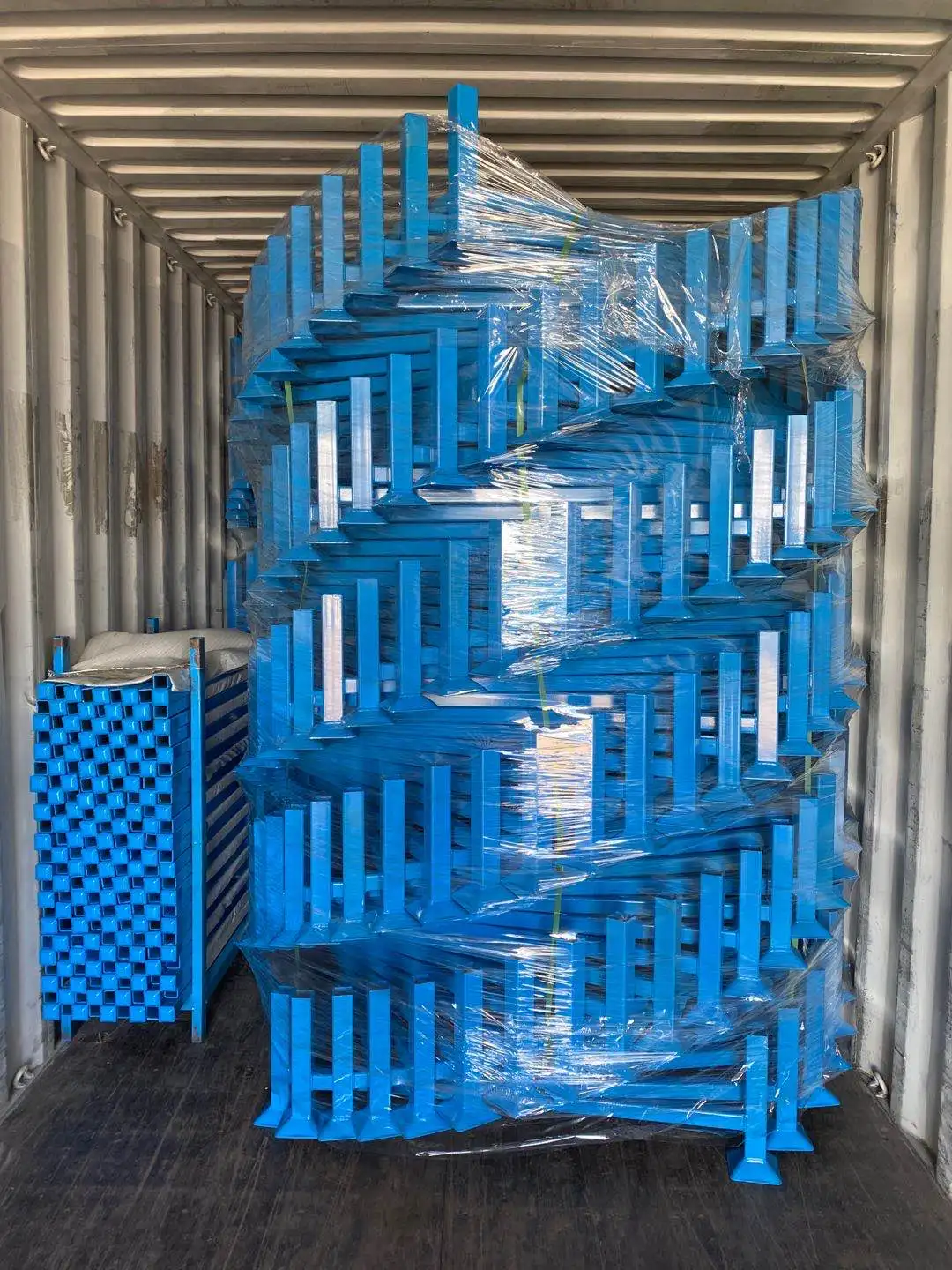 Heavy Duty Adjustable Storage Stillages Racking Equipment - Buy Storage ...