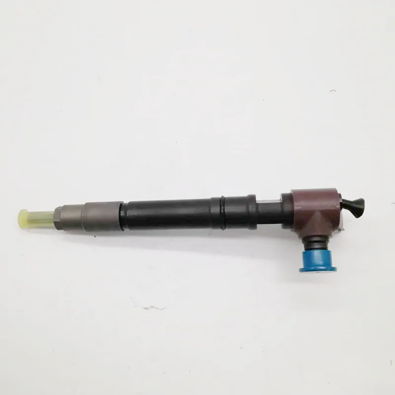 Auto Parts Original Common Rail Injector 23670-0e010 For Hiace Hilux ...