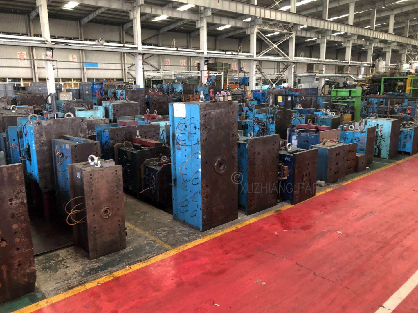 C2Z20520 Water Pipe Radiator Coolant Hose for Jaguar XF