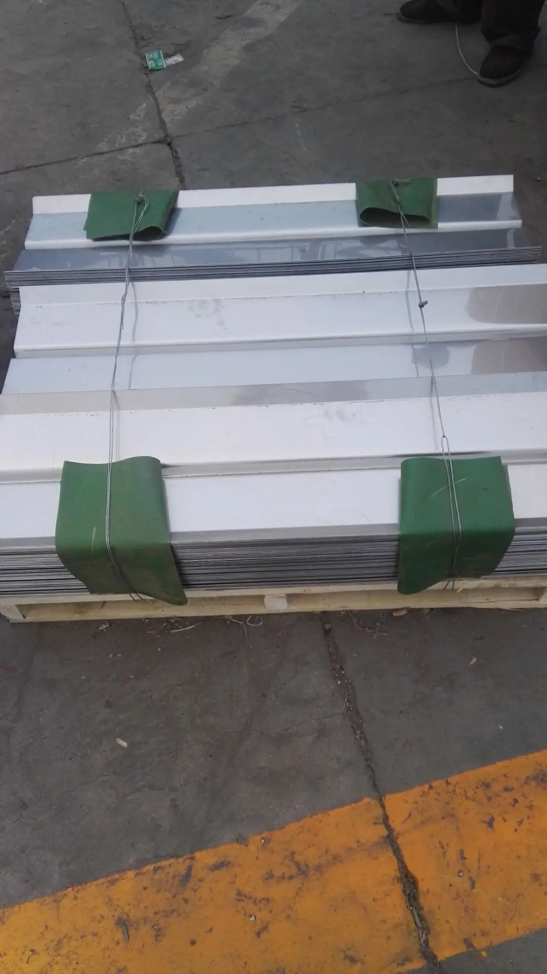 Metallic Stainless Steel Waterstop - Durable & Efficient